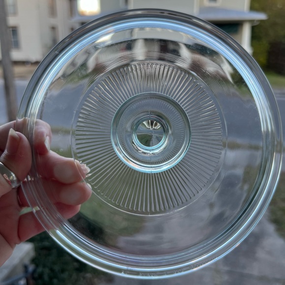 Pyrex | Kitchen | 7 34 Round Pyrex Clear Glass Casserole Dish ...